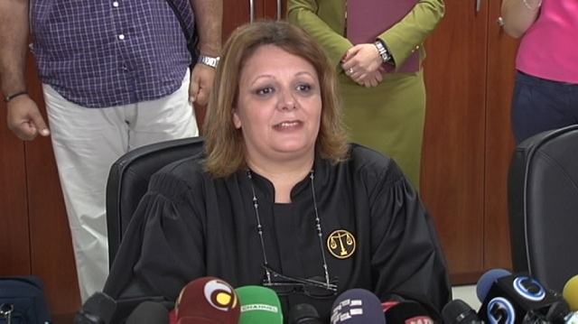 Јади Бурек Катица Јанева почна да бара поддршка и од криминалците под
